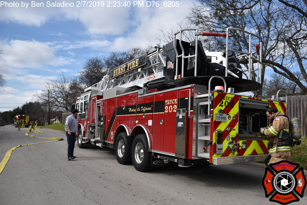 Hurst House Fire – Working Photos by Ben Saladino